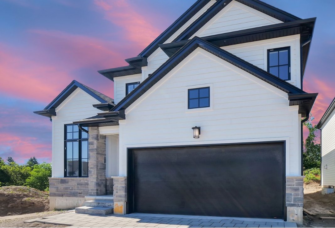 Krystal Lee Moore | Real Estate Broker | London & Area